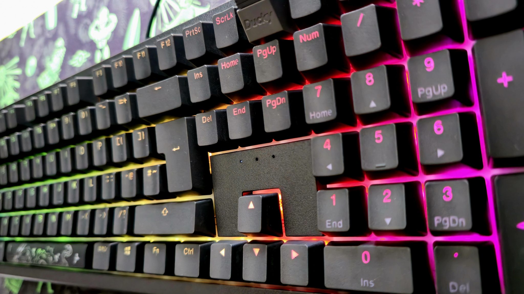 Ducky Zero 6108 Review: Versatile, But Not Innovative - Insider Gaming