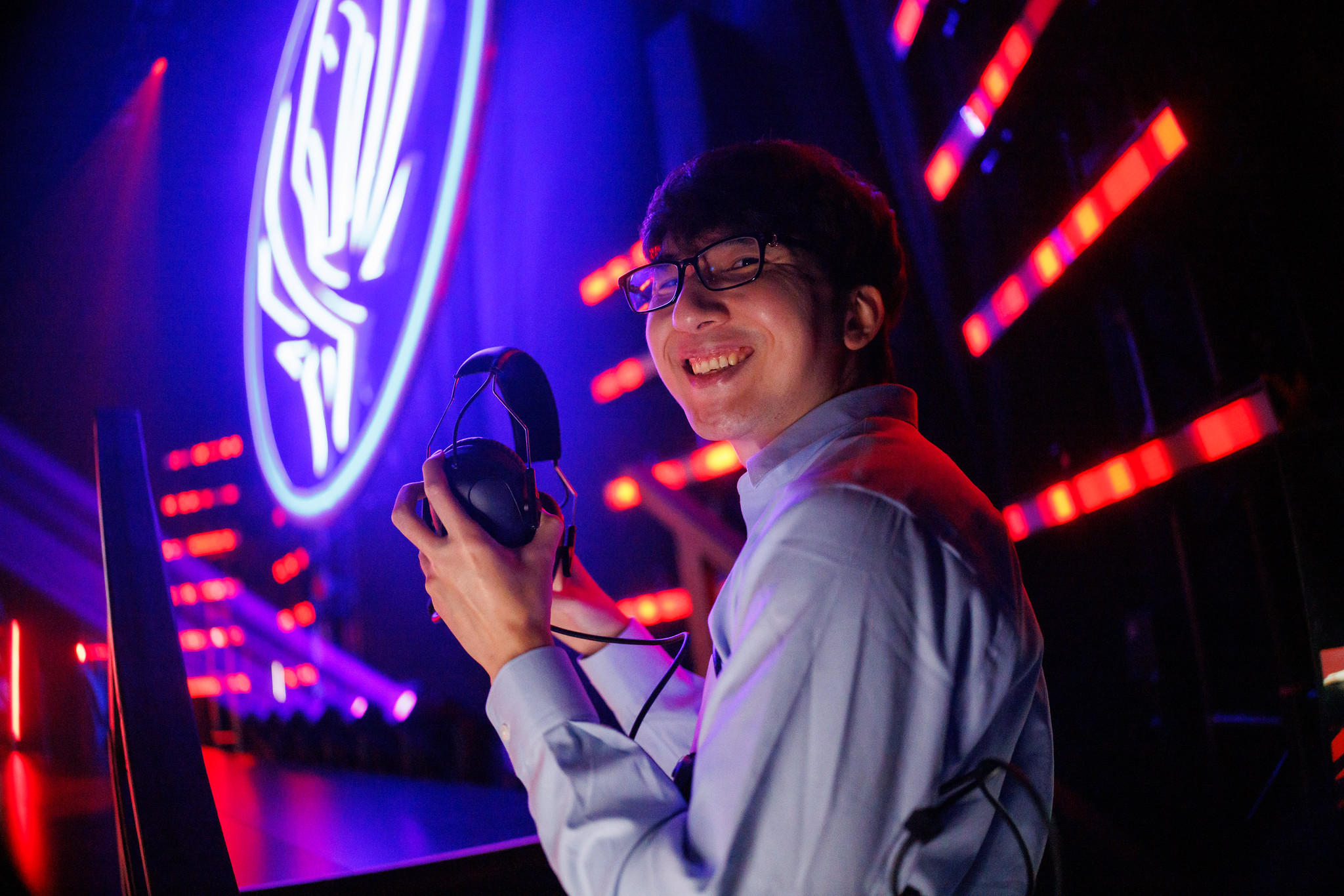 Easyhoon Returns to T1 As Part of LCK Coaching Staff