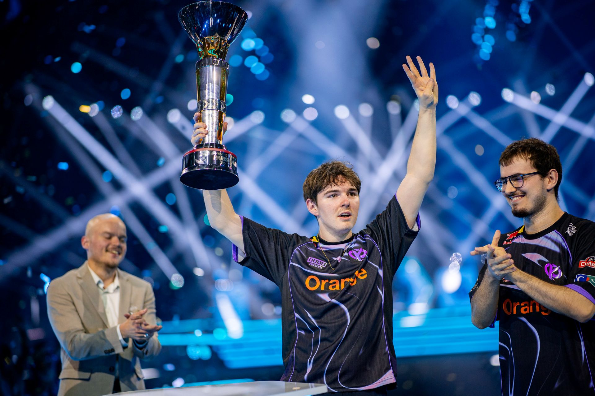 Vatira Bests M0nkey M00n in RLCS Paris Major Grand Final to Ignite GOAT ...
